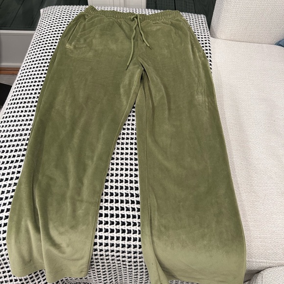 Von Dutch | Pants & Jumpsuits | Von Dutch Olive Green Track Pants ...